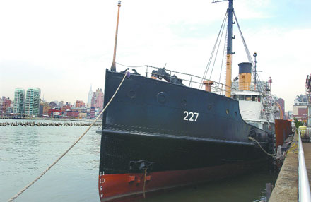 Historic steamship Lilac finds new home at Pier 40 | amNewYork