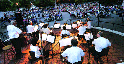 A kingdom for a stage: Park needs performance space | amNewYork
