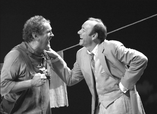 O’Neill’s ‘Moon’ rises again | amNewYork