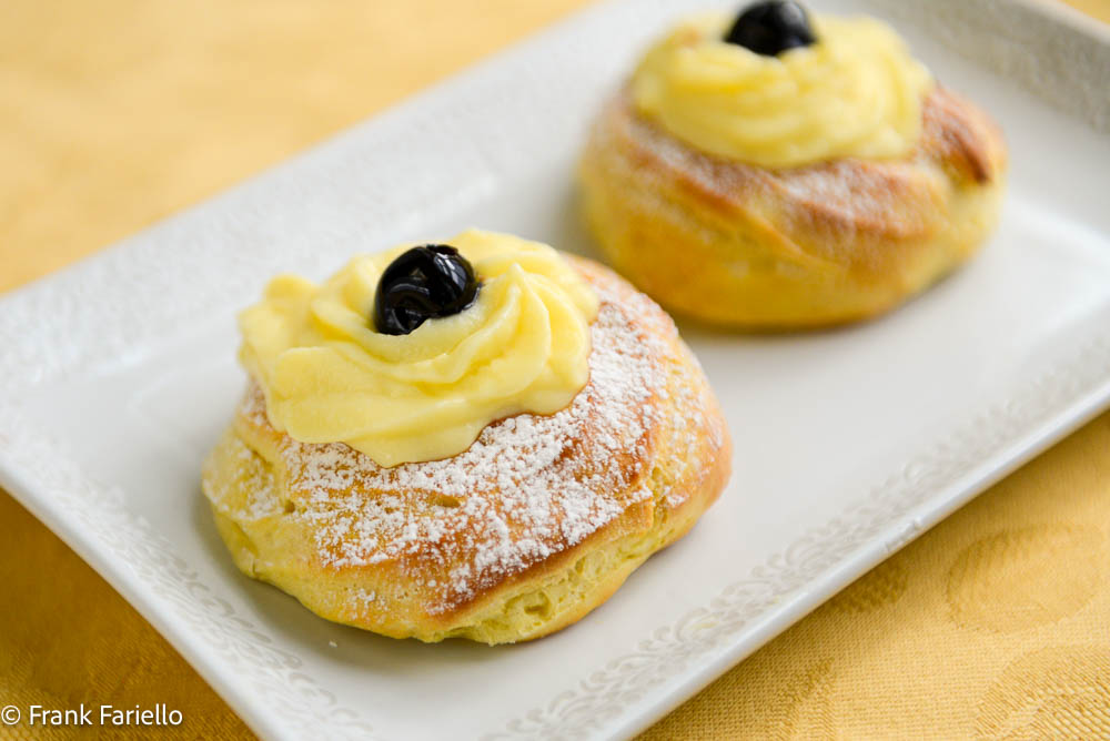 Zeppoles vs. Sfincis: Which Italian pastry do you prefer?