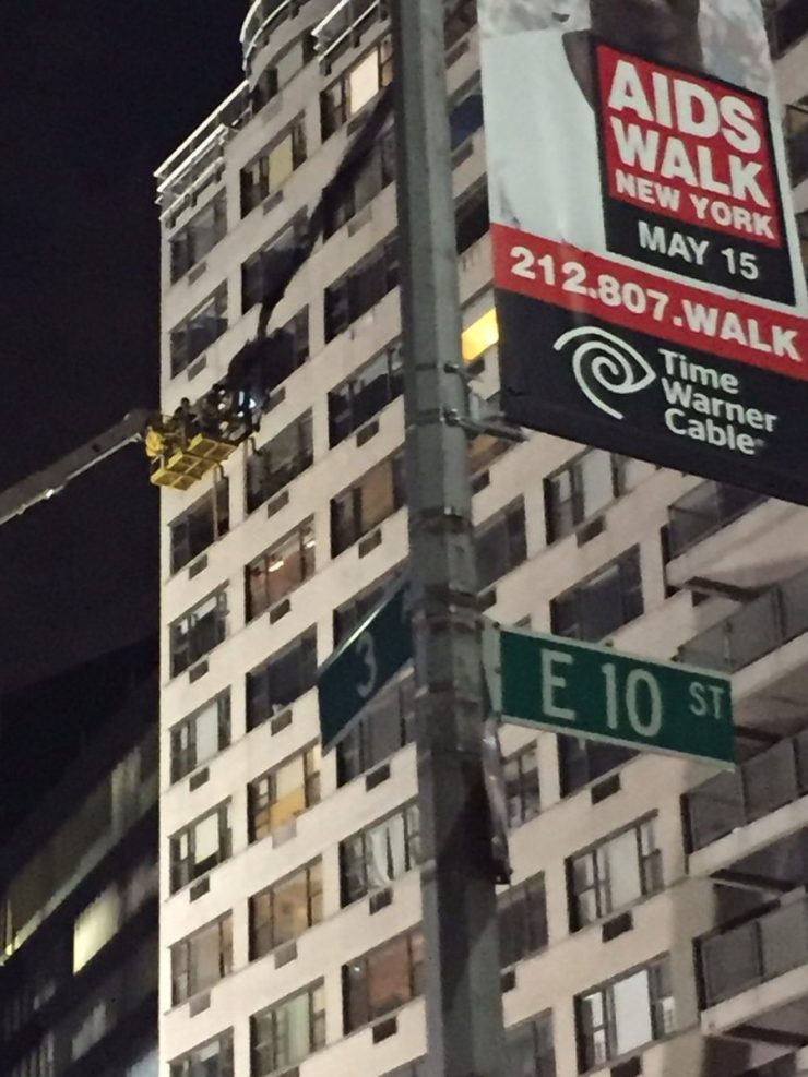 Red alert at white-brick building - amNewYork