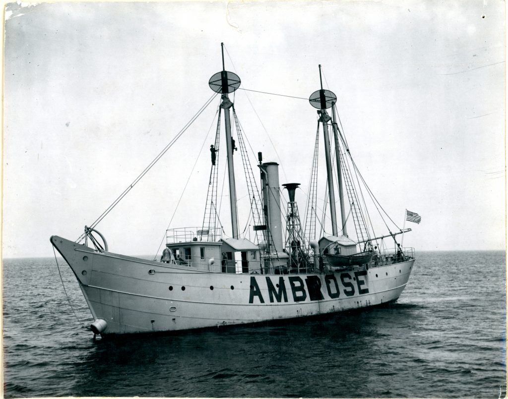 Bucks for beacon: City funds $4.5-million rehab of seaport’s lightship ...