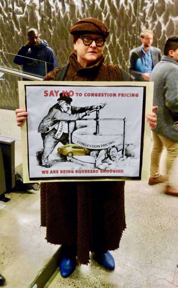 Cheers and fears at traffic-pricing forum | amNewYork