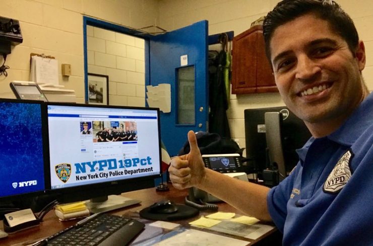 ‘Twitter cop’ connects with the community | amNewYork