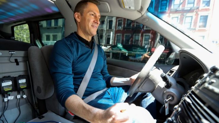 ‘Cash Cab’ is filming in NYC again this summer, with a pop culture ...