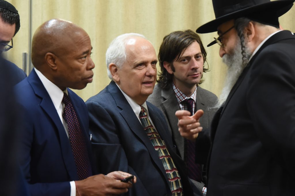 De Blasio blames violent racism on social media for hate crime rise ...