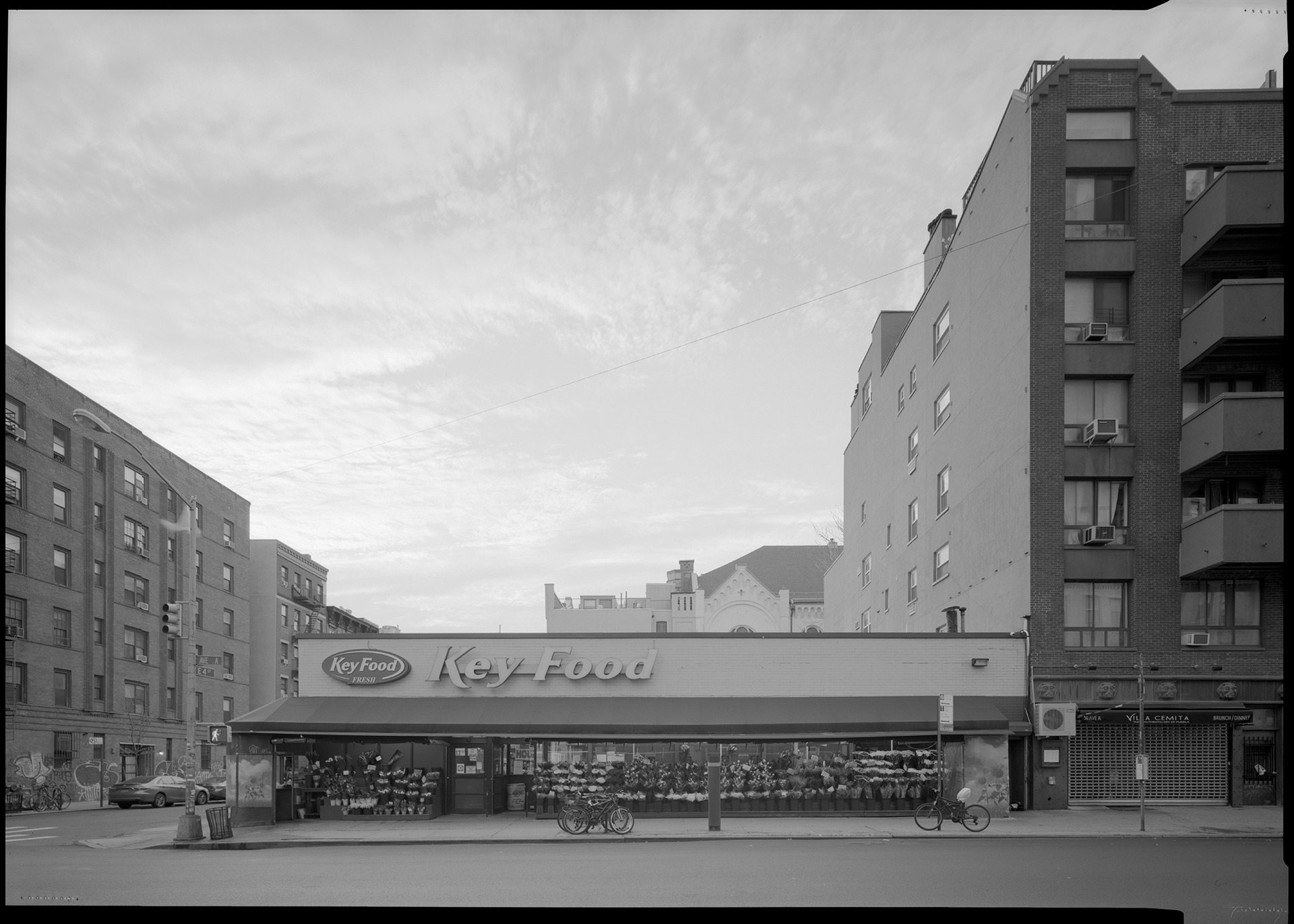 Lower Manhattan one-story buildings, often victims of development ...