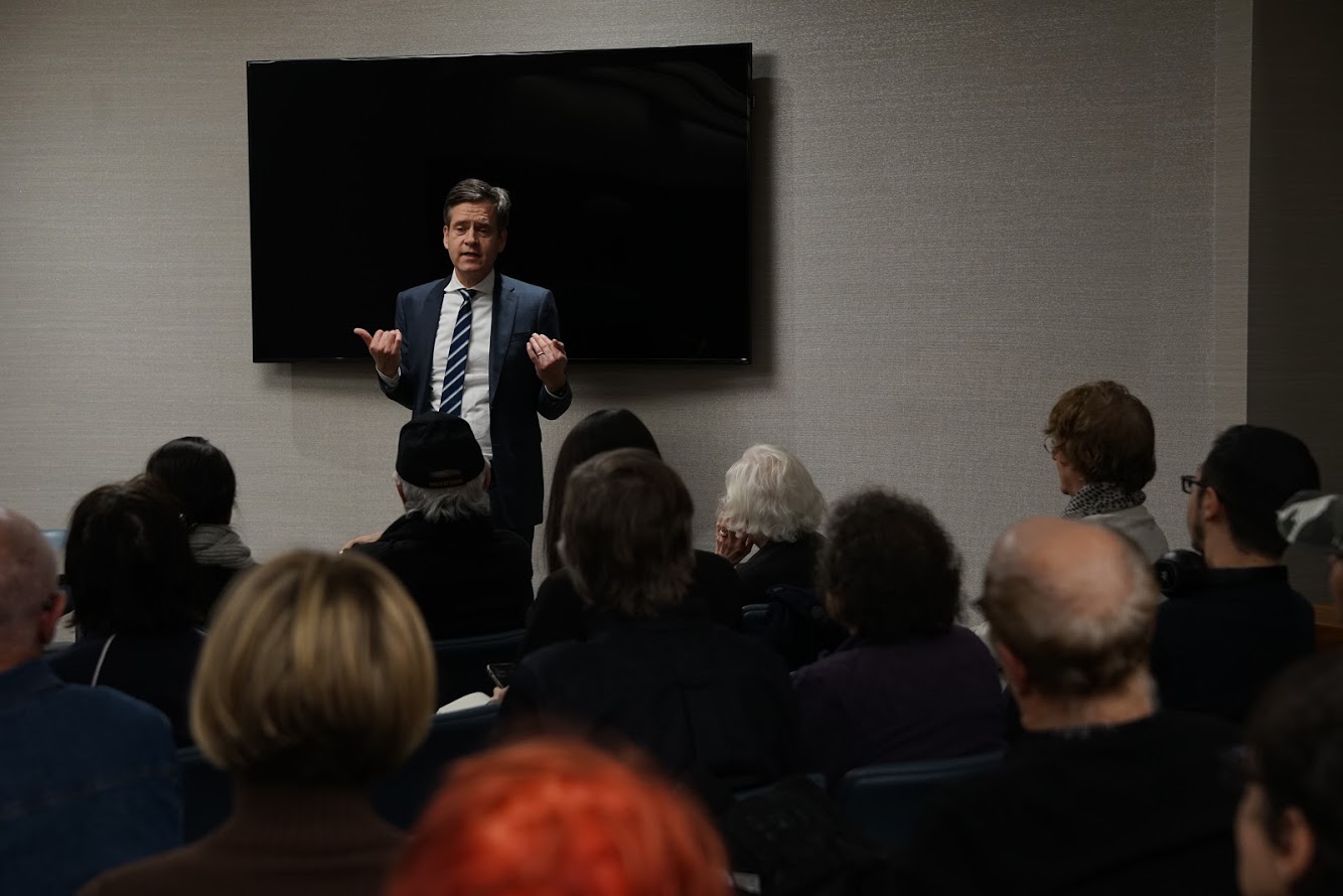 Concerns over bail reform dominate NYPD 6th Precinct meeting | amNewYork