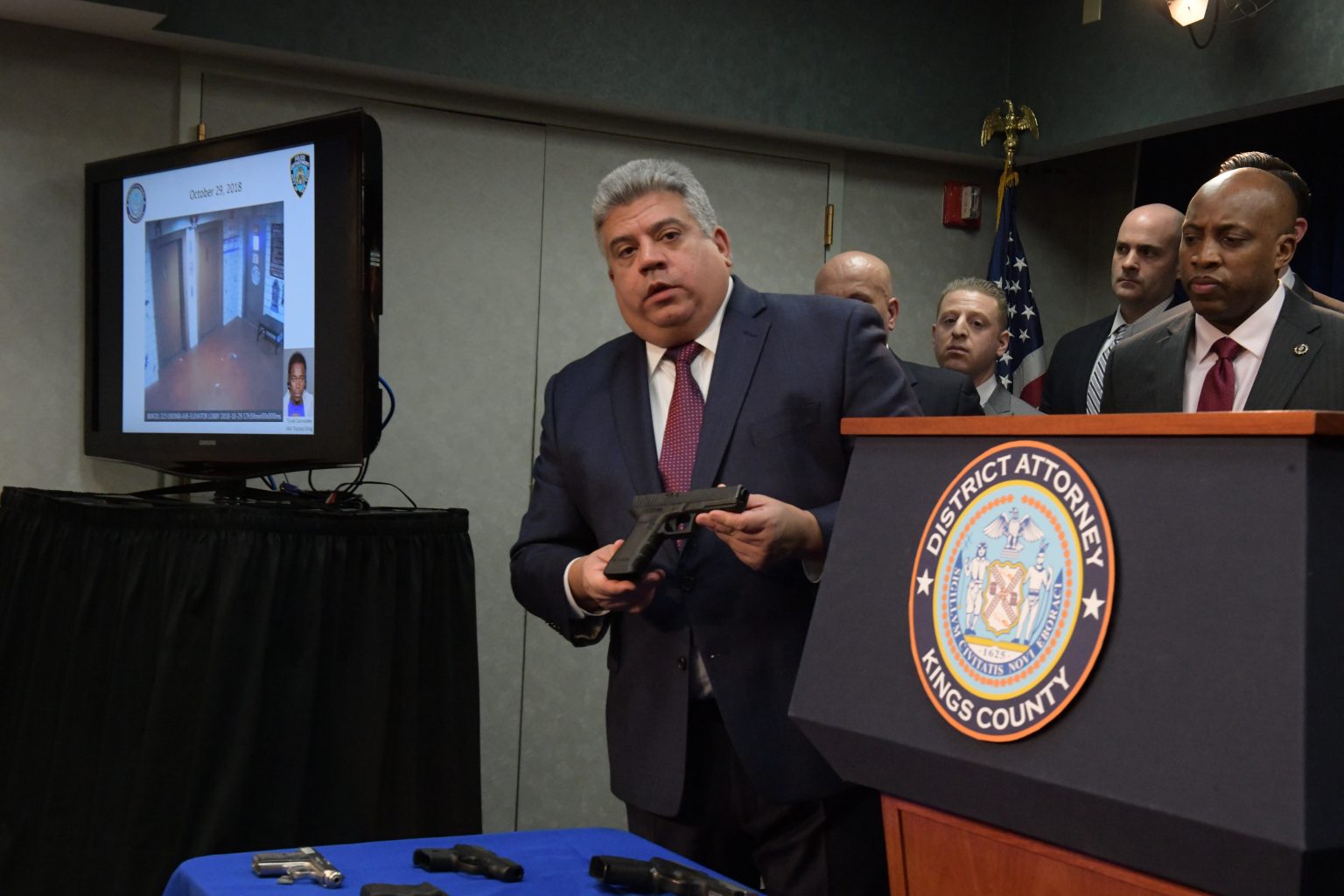 Rival Brooklyn street gangs in crime wave nabbed by cops: DA | amNewYork