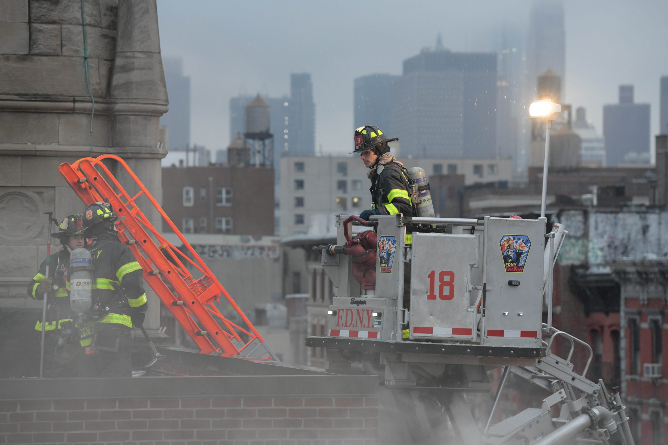 Manhattan 3-alarm fire triggers ‘dejavu’ from 2015 fire across street ...