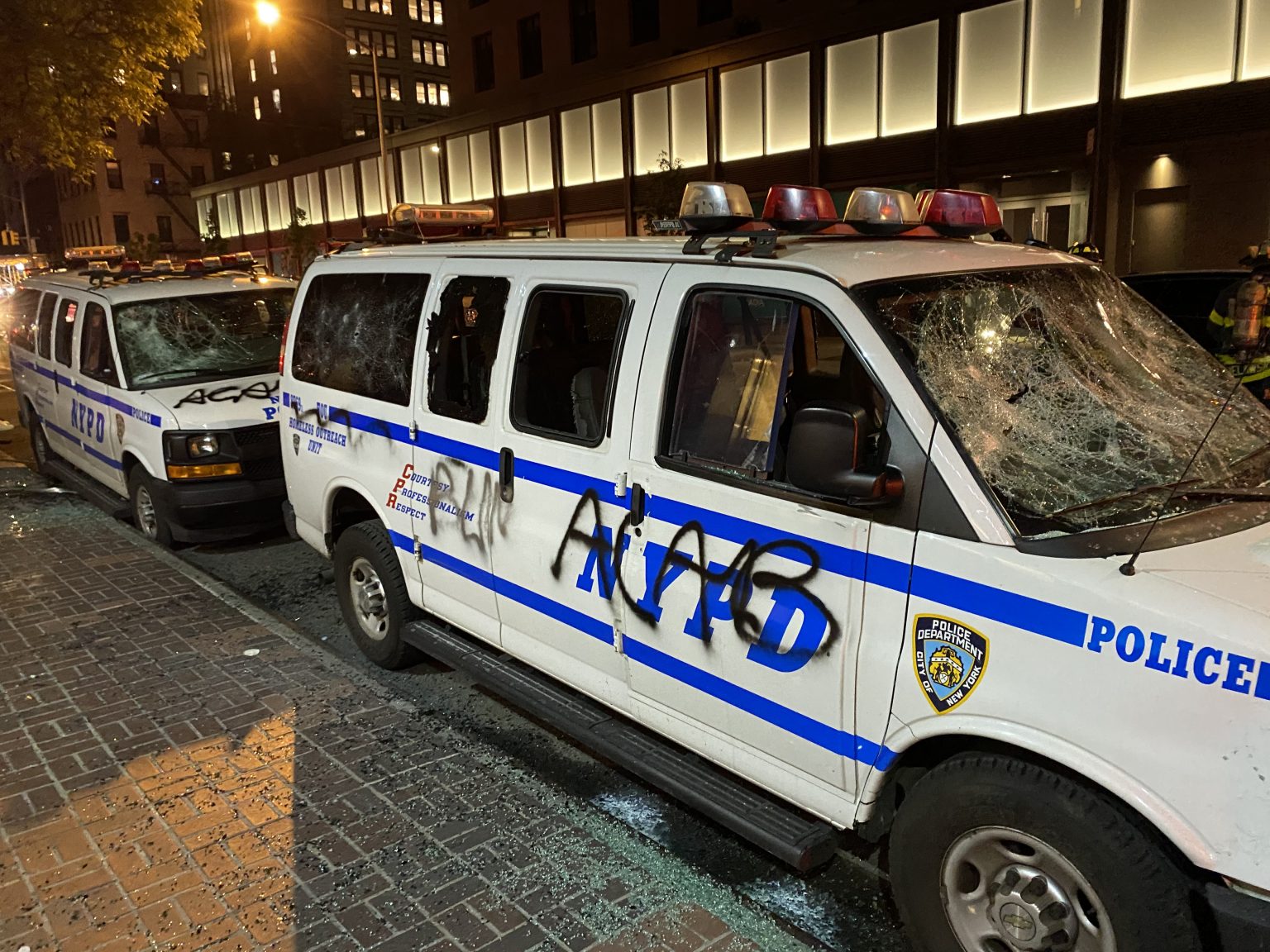 Fires and fury: Peaceful protests devolve into another night of chaos ...