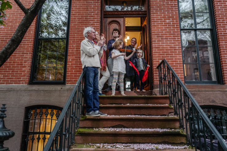 Italian expat photographer documents Brooklynites on their stoops ...