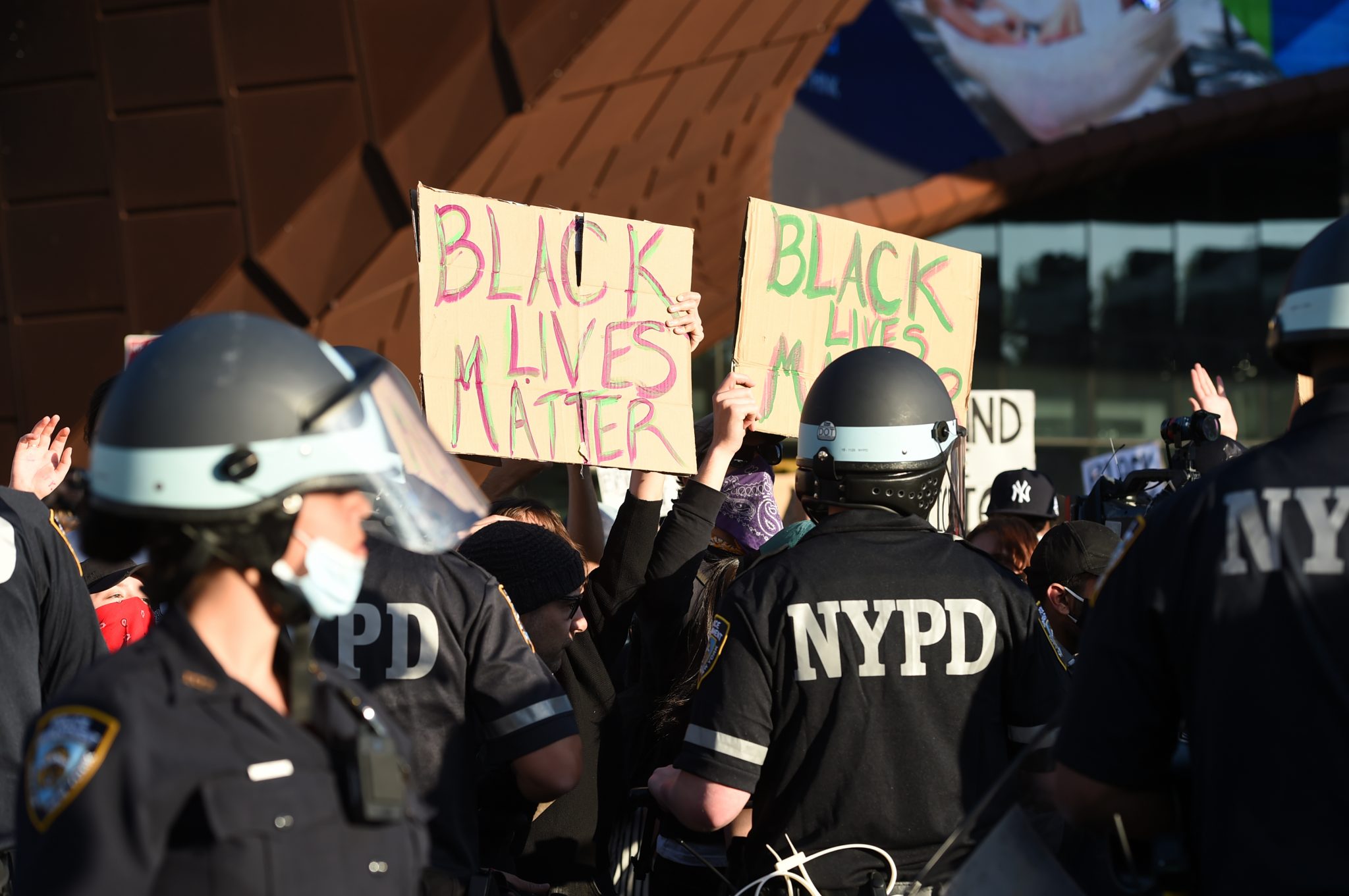 Brooklyn protests mostly peaceful, but marchers to Manhattan on path of ...