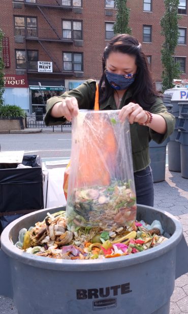 Compost drop-off locations return to six Greenmarkets in New York City ...