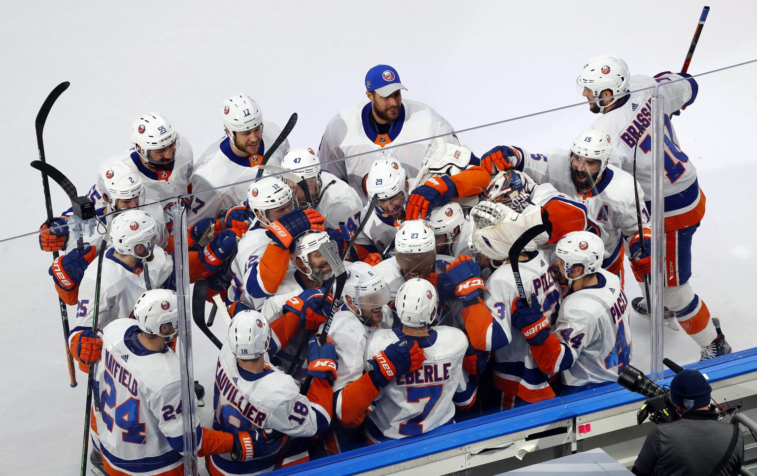 First-liners show signs of life as Islanders keep season afloat | amNewYork