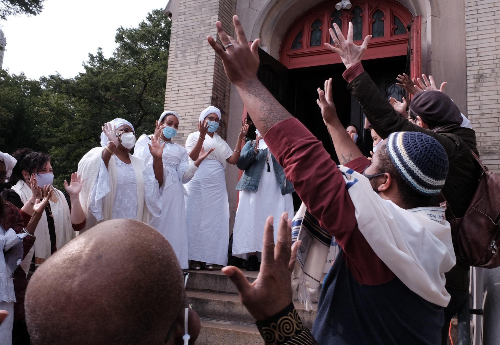 A multi-cultural Simcha Torah Lab/Shul in Harlem | amNewYork