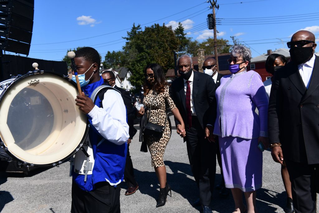 Hundreds come out for street renaming honoring longtime leader Floyd ...