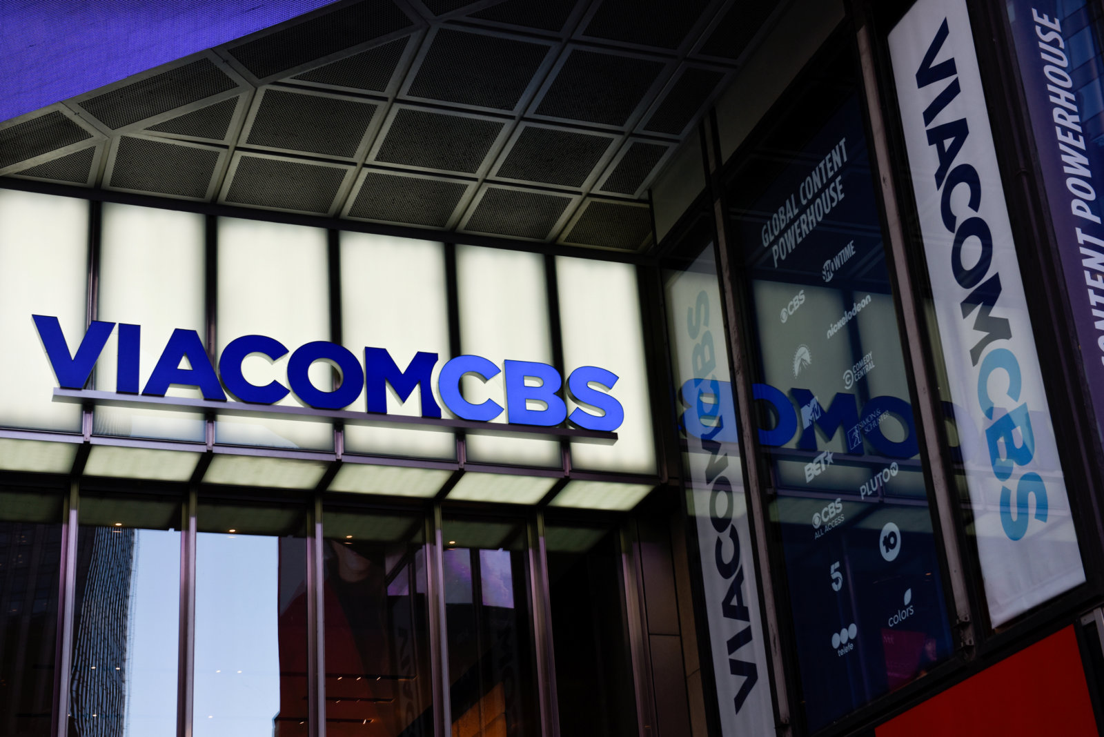 ViacomCBS lifts annual streaming subscriber forecast, nearly hits ...