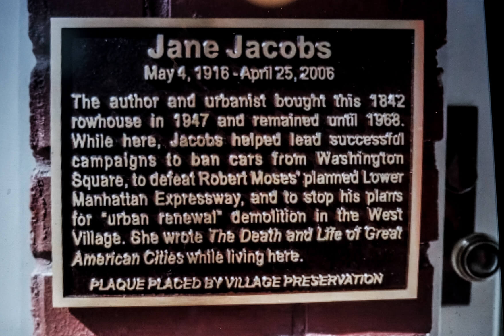 Historic plaque marks the Greenwich Village home of Jane Jacobs | amNewYork