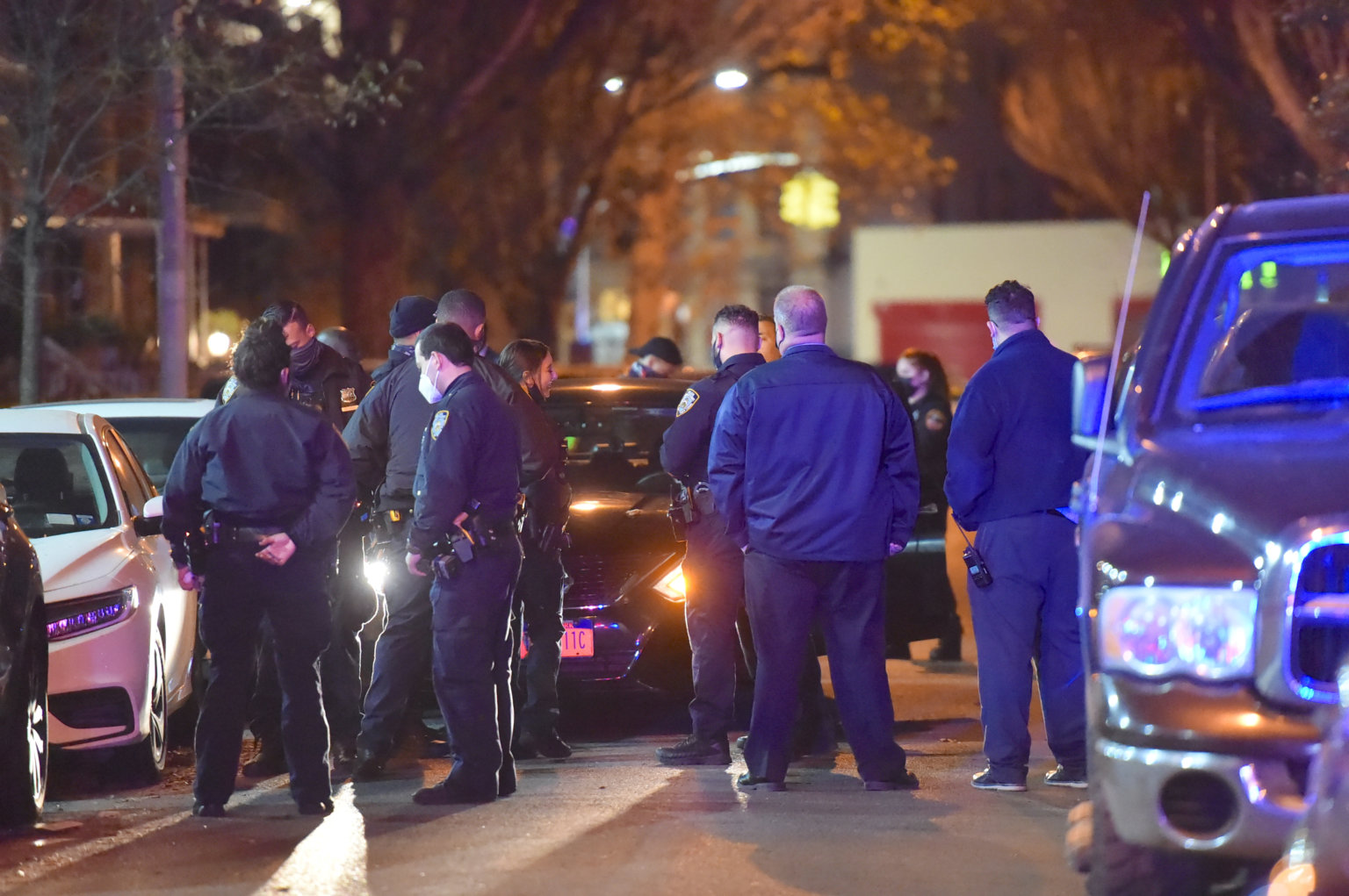 Nyc Shootings Gunfire In Brooklyn And Queens Leaves Man Dead Three