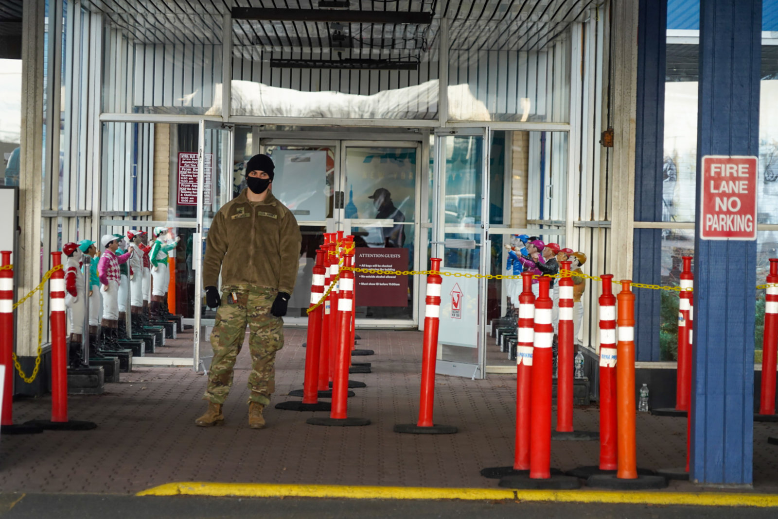 They’re off and running in the COVID-19 vaccination race at Queens ...