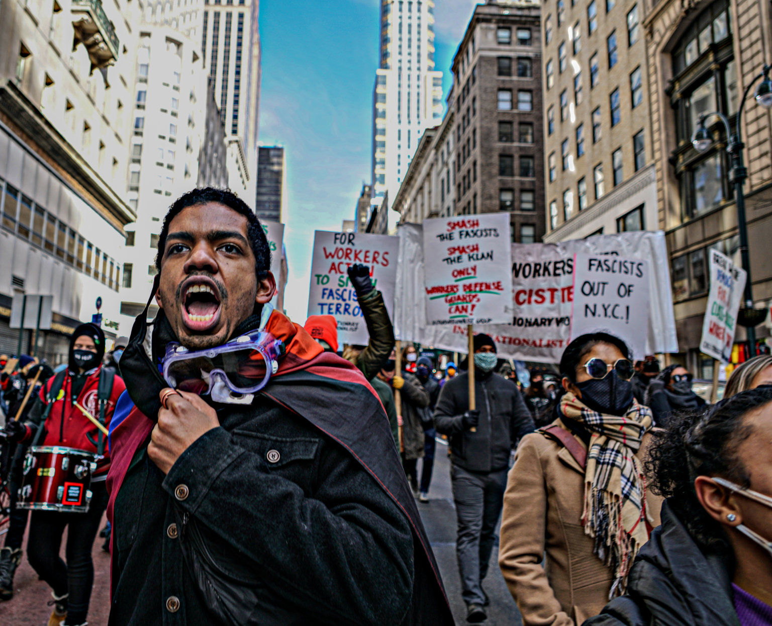 Counter protesters don body armor in anticipation of MAGA march in ...