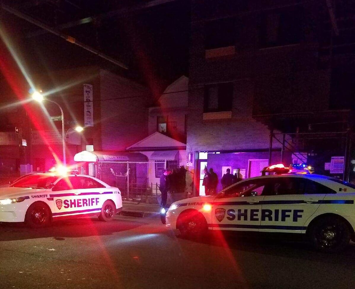 Sheriff’s deputies in Queens encounter hostile owner, carbon monoxide ...