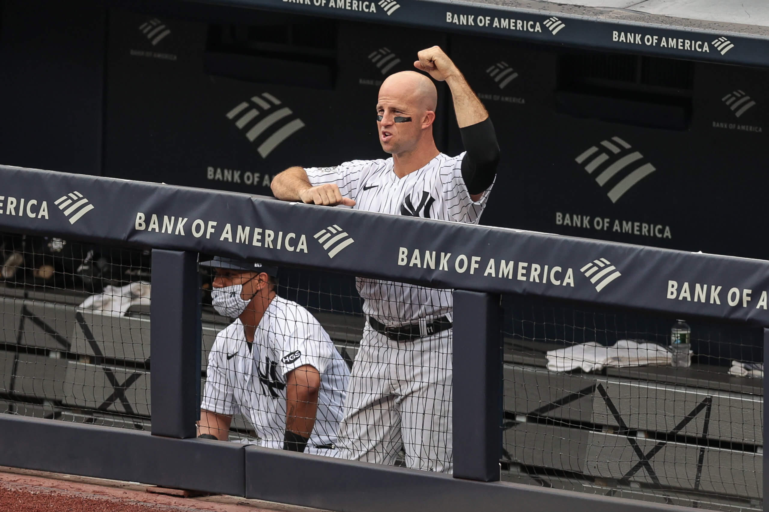 Yankees make Brett Gardner signing official, move Luis Severino to 60 ...