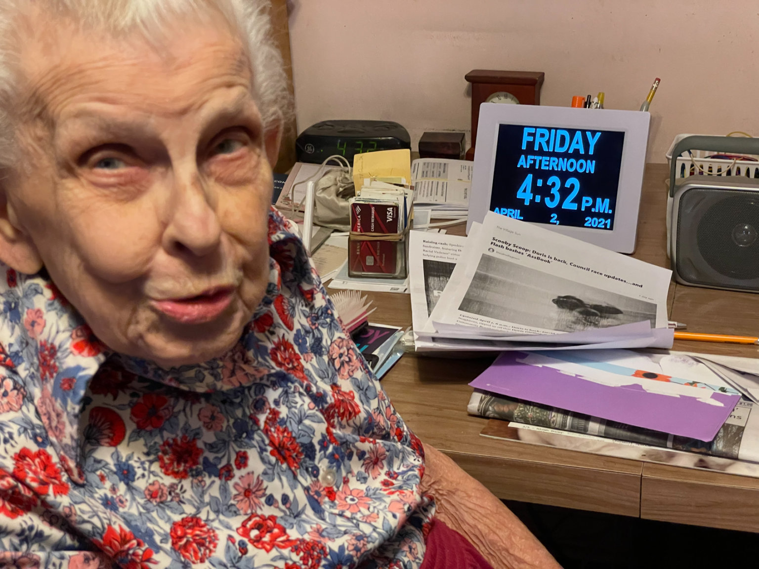 92-year-old Doris Diether gets her homebound vaccination in Greenwich ...