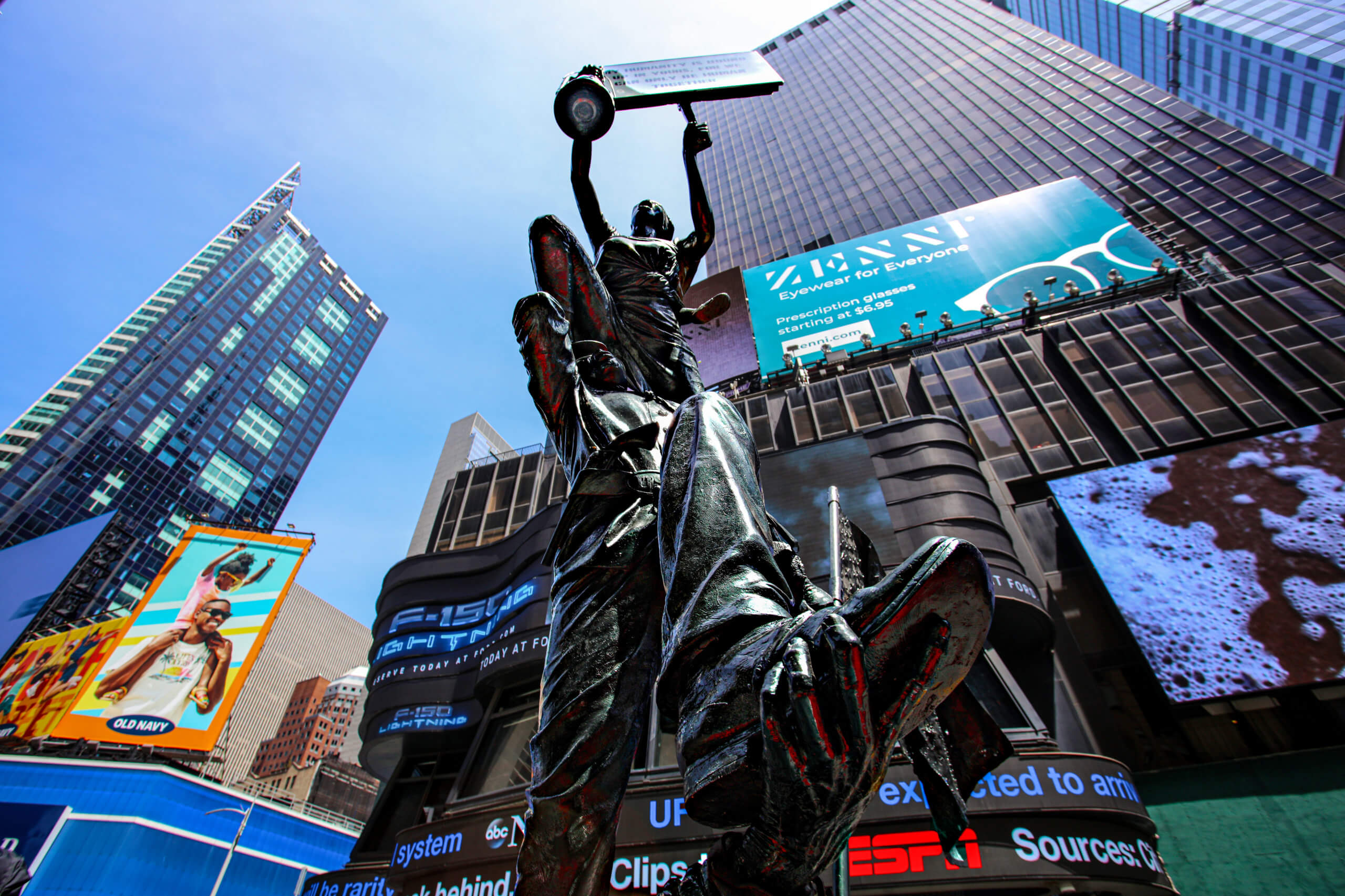 Expressionist Black history statue pops-up in Times Square amid Chauvin ...