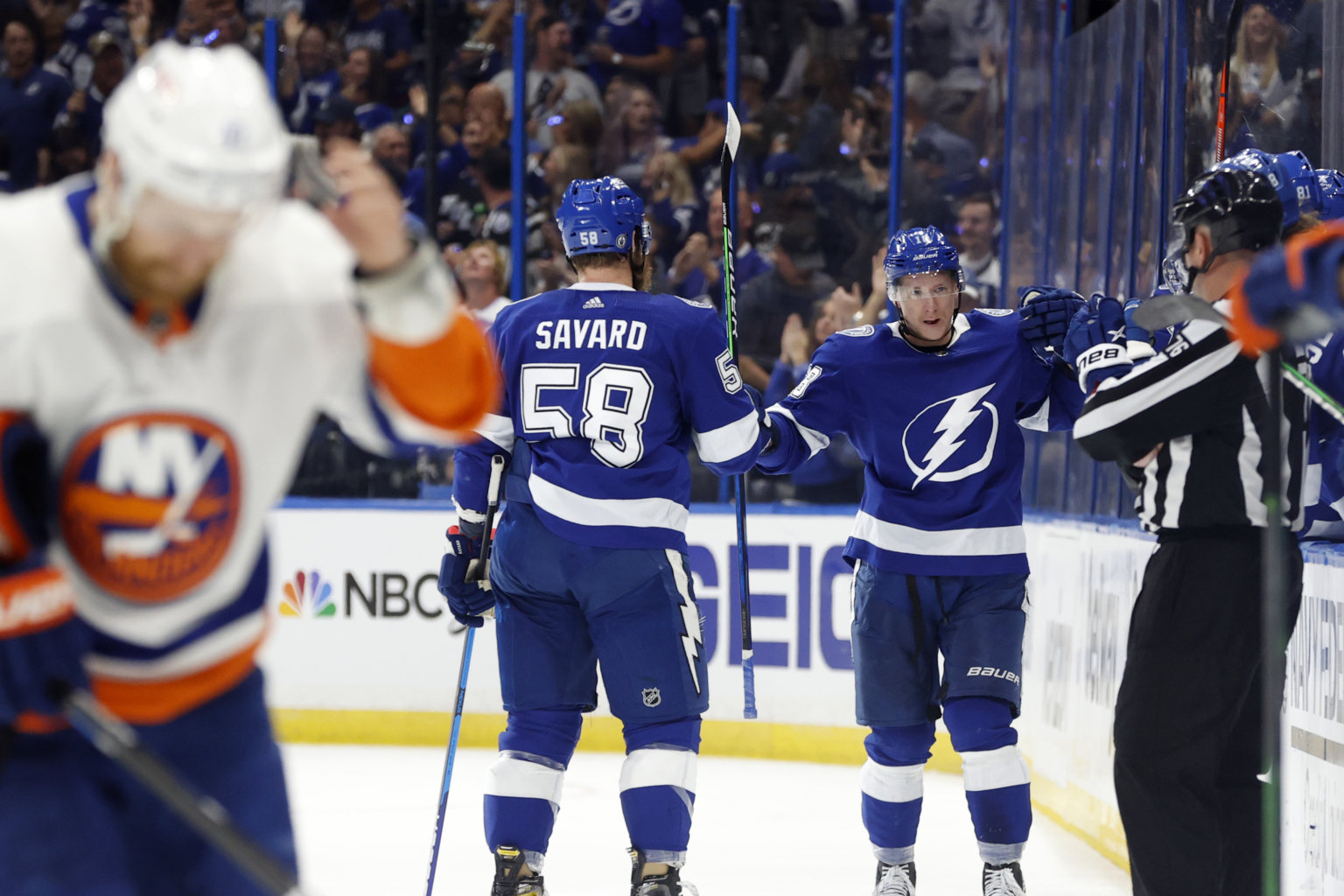 Lightning wake up, run Islanders out of Tampa to take Game 2, tie ...