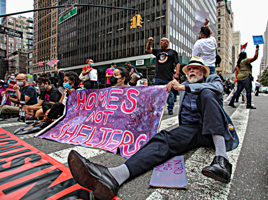 City Hall protest over NYC homeless relocations leads to 11 arrests ...