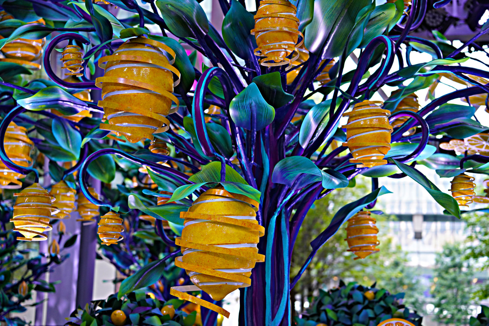 New York’s fresh squeeze: A faux lemon forest crops up in Midtown ...