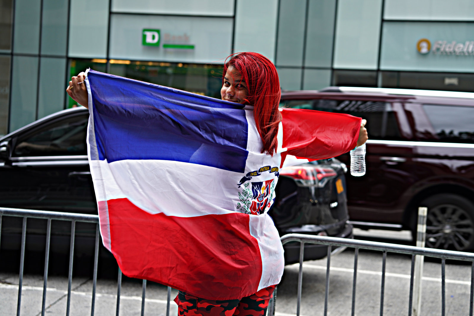 Hacia delante! Dominican Day Parade in Midtown uplifts community ...