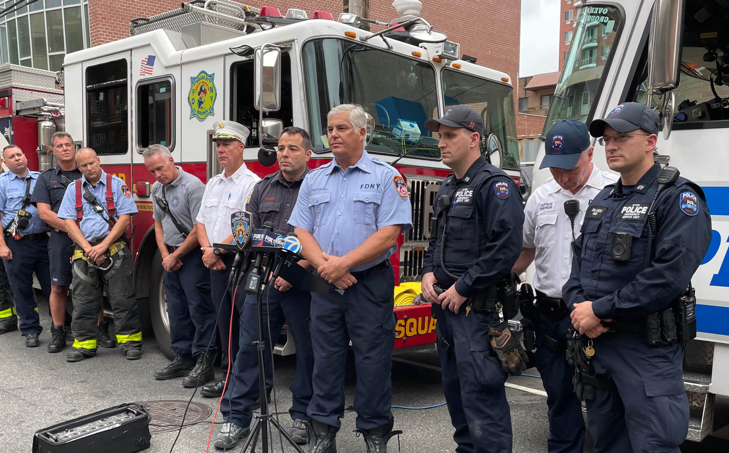 Teamwork to the rescue: FDNY, NYPD partner to pull fallen man from ...