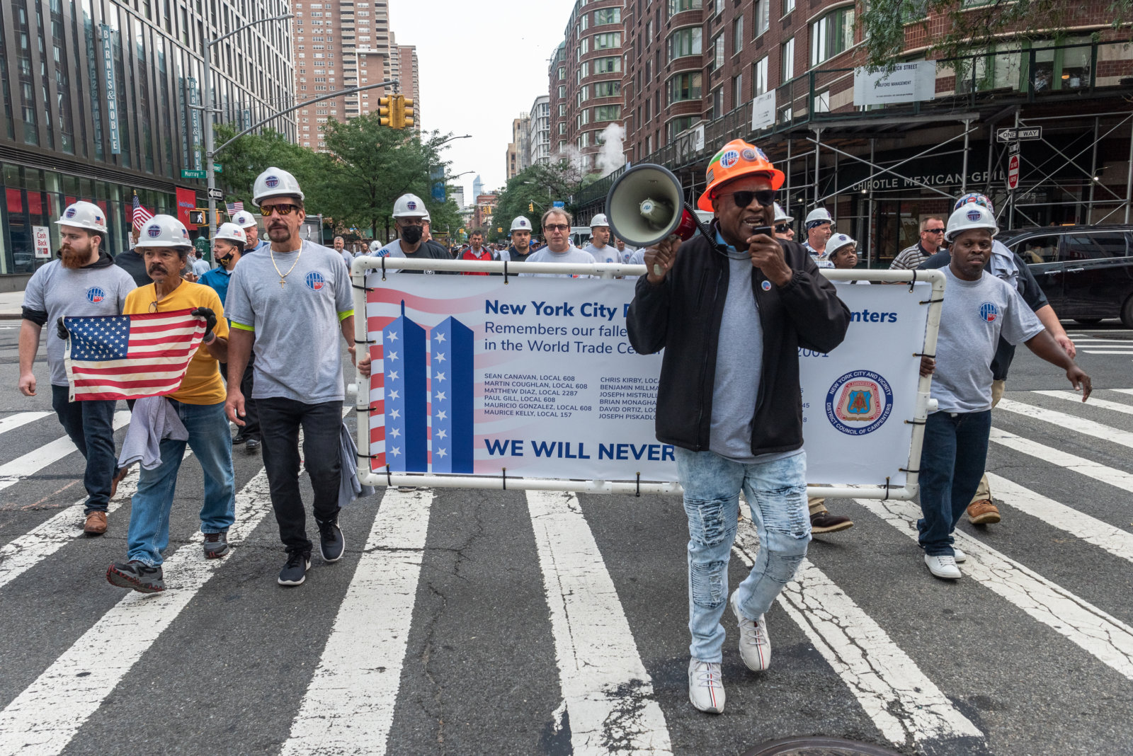 A march with HEART: Unions honor workers who toiled during 9/11 ...