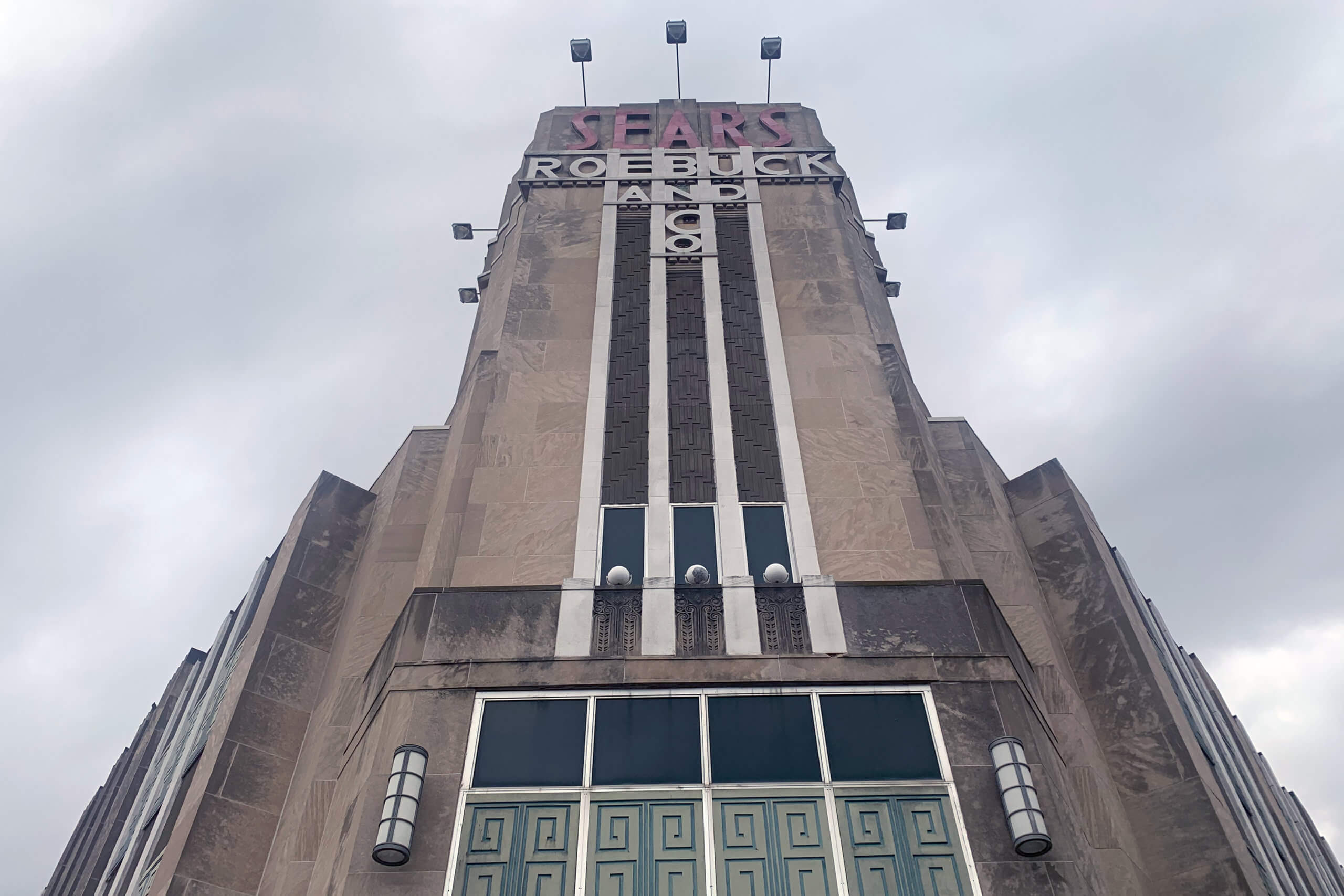 Signs point to Sears closing Brooklyn store, its last outpost in New ...