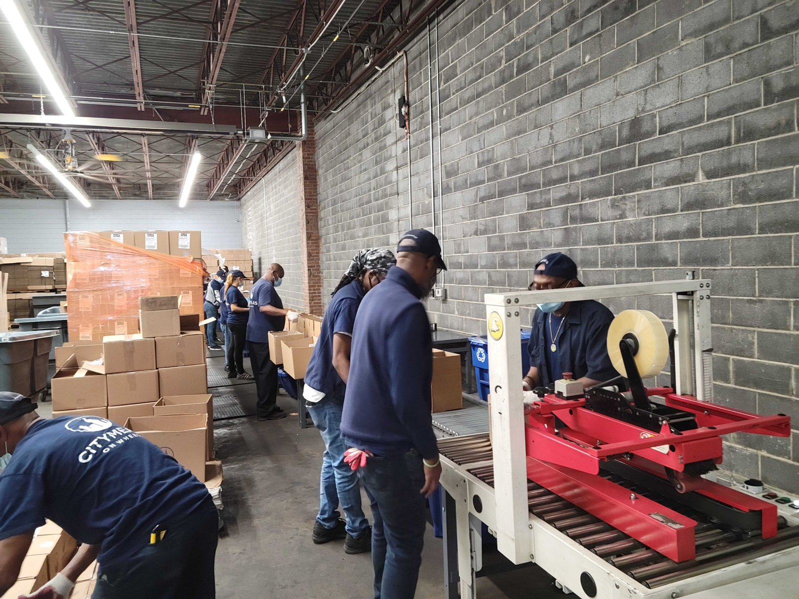 Stocking up: Citymeals on Wheels ready to deliver thousands of winter ...