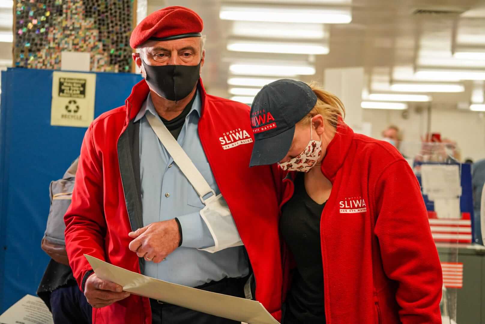 Curtis circus: Sliwa battles with poll site workers over cat, campaign jacket at Upper West Side ...