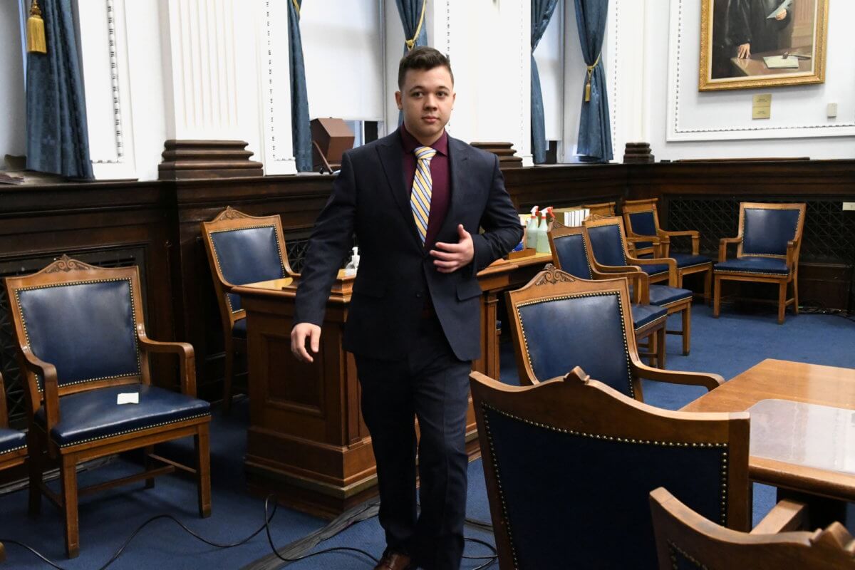 Prosecutor in Rittenhouse murder trial tangles again with judge | amNewYork