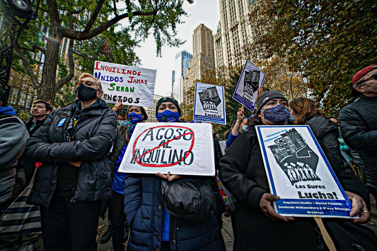 Tenants rally at City Hall Park urging more programs to protect renters ...