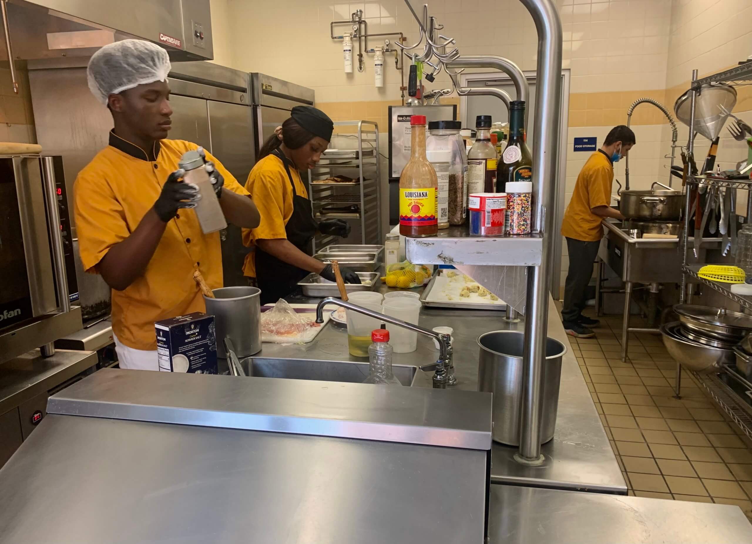 Teaching kitchen helps New York teens find their passion, learn life ...