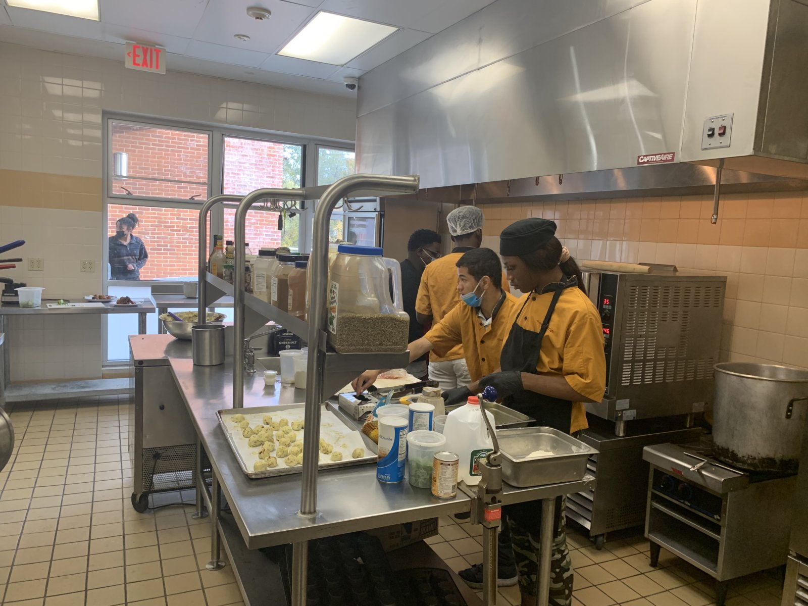 Teaching kitchen helps New York teens find their passion, learn life ...