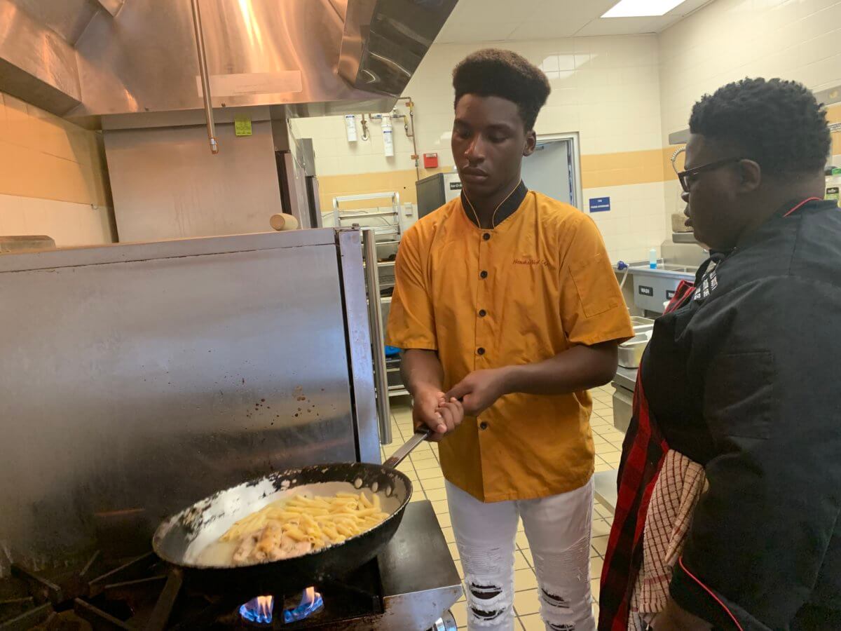 Teaching kitchen helps New York teens find their passion, learn life ...