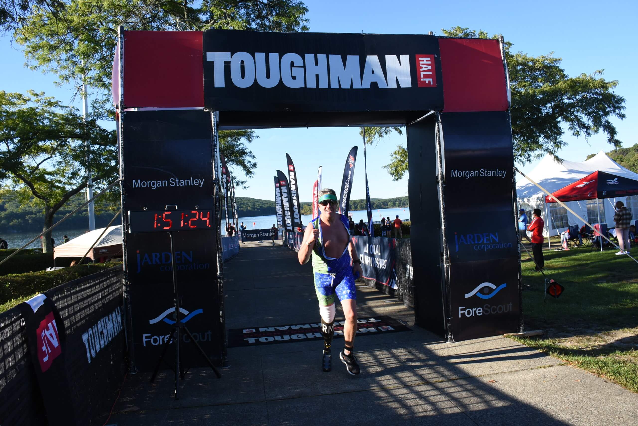 Wall Street attorney takes on world with new prosthetic leg | amNewYork