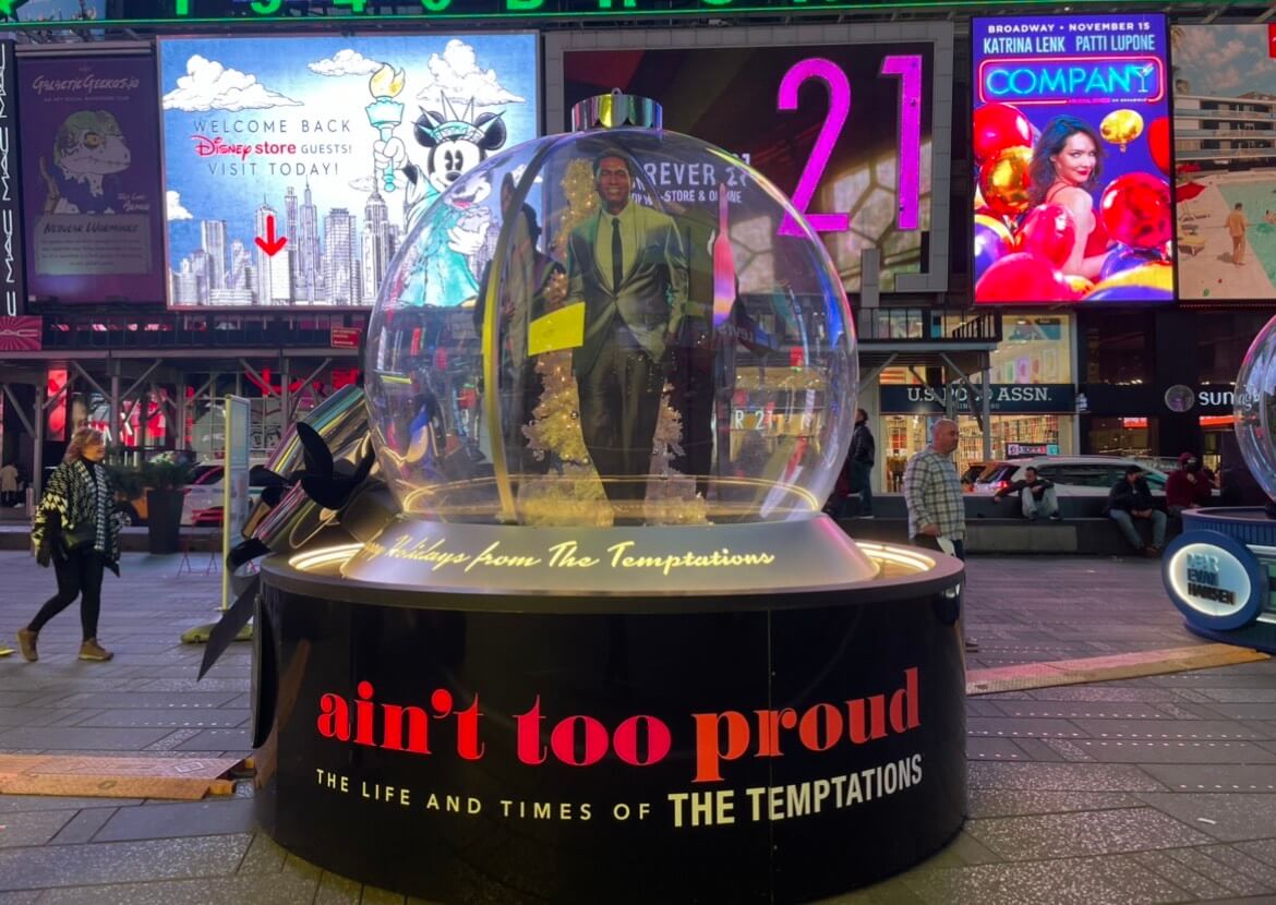 Times Square Alliance unveiled their holiday Show Globes, offers ...
