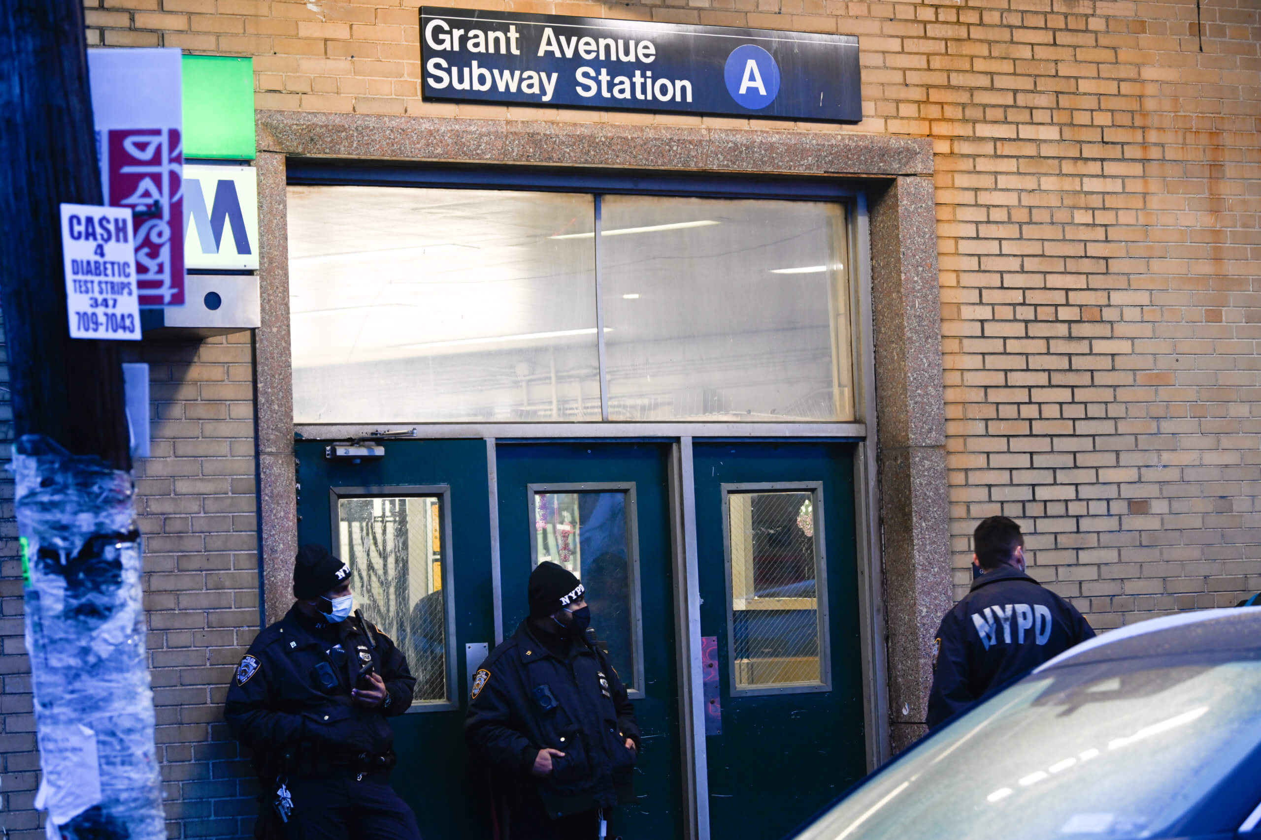 Suspect behind Brooklyn subway shooting fired at man during struggle ...