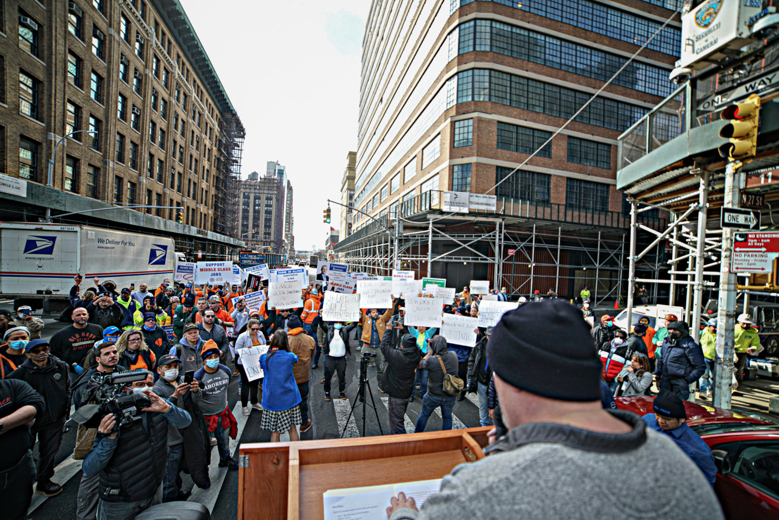 Hundreds of union employees protest alleged exploitative working ...