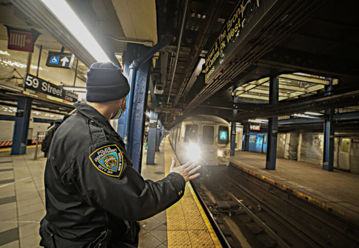 EXCLUSIVE: amNY followed the NYPD around on public safety sweep of New ...
