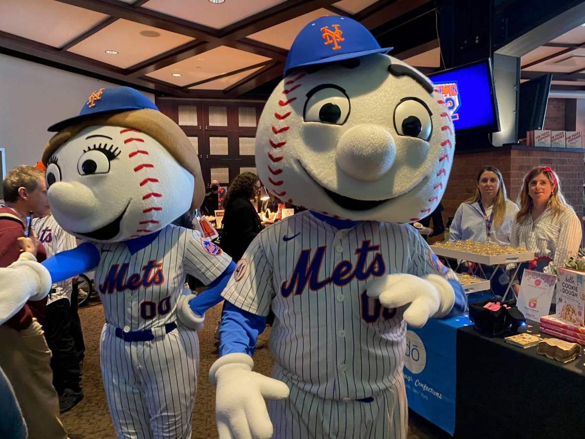 Citi Field unveils slate of new restaurants, including many local food ...